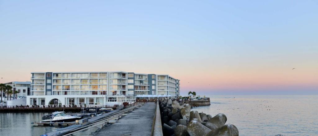 Radisson Collection Hotel, Waterfront Cape Town, Cape Town (updated ...