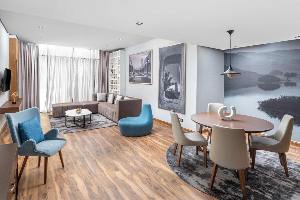 Radisson Blu Hotel Riyadh Qurtuba, Riyadh (updated prices 2025)