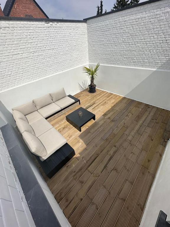 Antwerp West Side, TERRACE, Zwijndrecht – Updated 2023 Prices