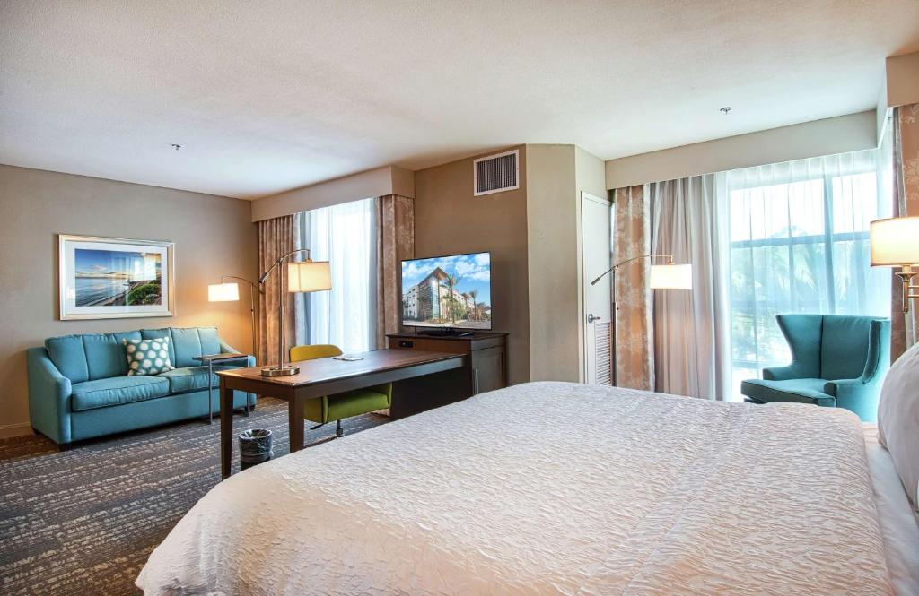 Hampton Inn & Suites by Hilton Mission Viejo Laguna San Juan Capistrano ...