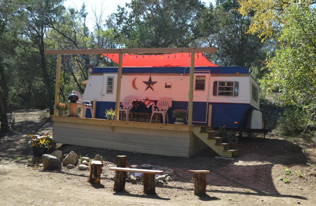The Blue Moon - Marble Falls, TX