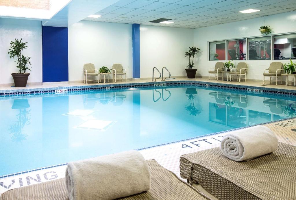 Hilton Chicago/Northbrook, Northbrook (updated prices 2025)