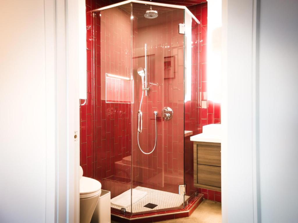 The Redline Venice, Los Angeles (updated prices 2025)