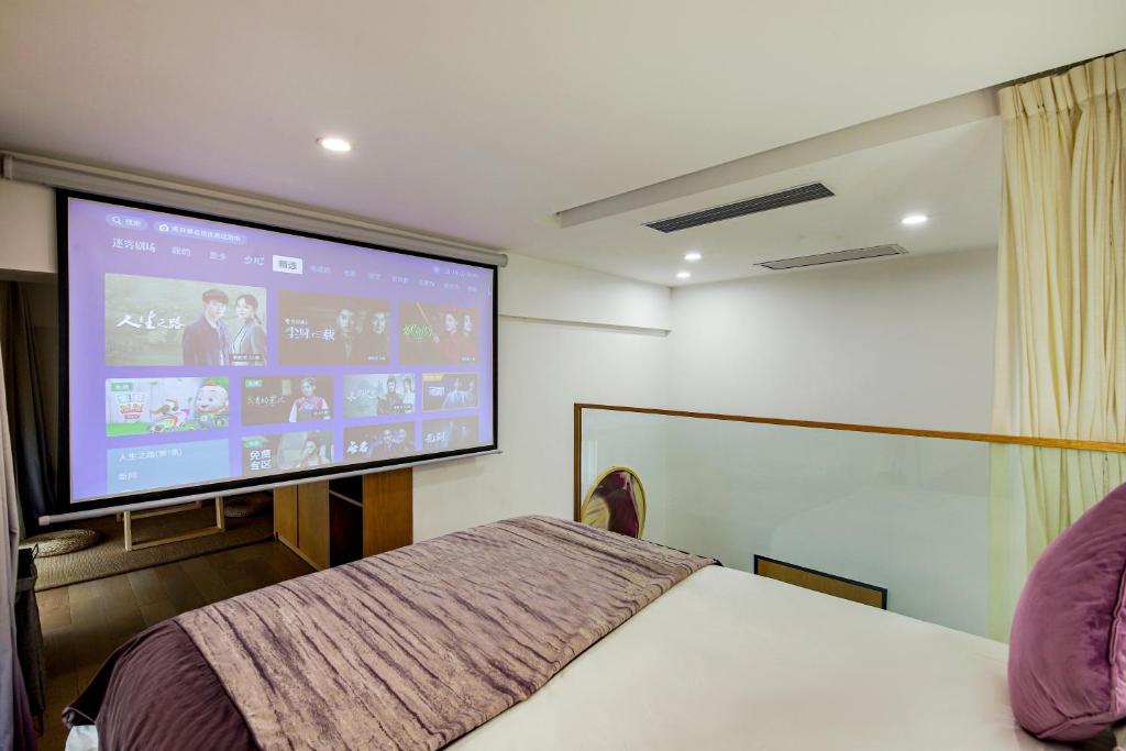 Meriden M Hotel Beijing - Sanlitun Tuanjiehu Subway Station, Beijing ...