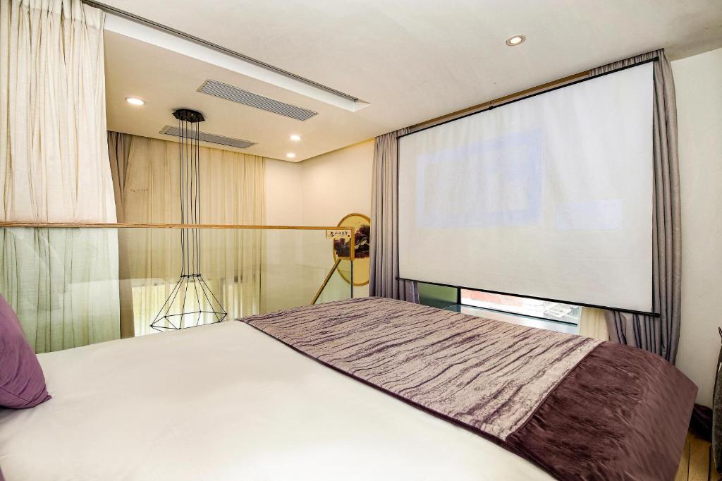 Meriden M Hotel Beijing - Sanlitun Tuanjiehu Subway Station, Beijing ...