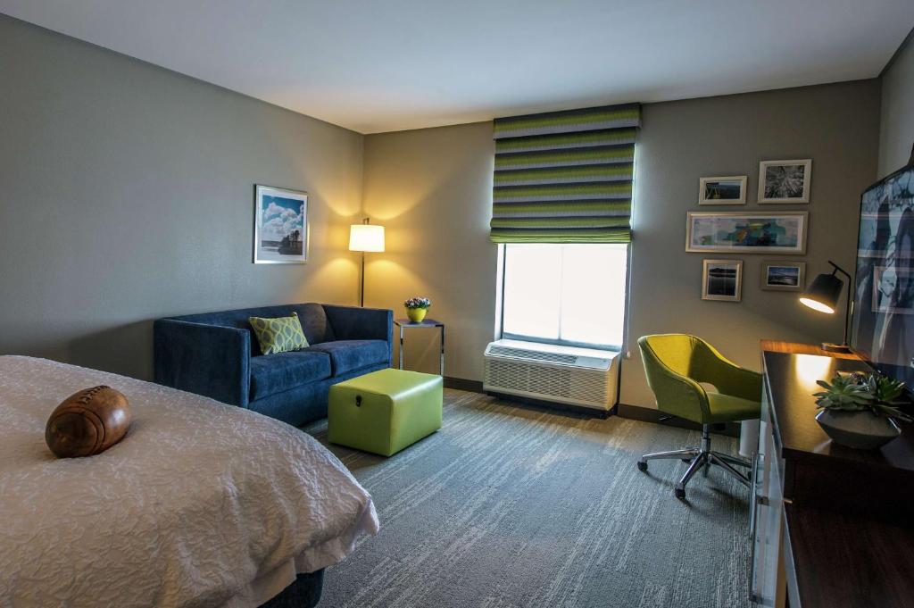 Hampton Inn & Suites/Foxborough/Mansfield, Foxborough (updated prices 2025)