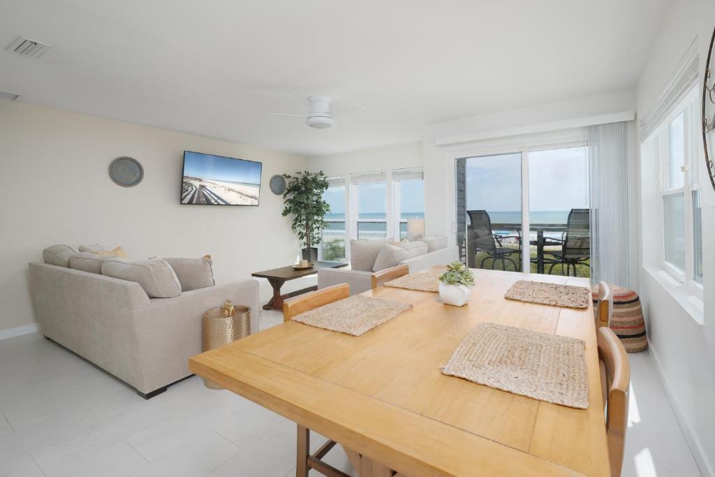 Surfside Six F, St. Augustine (precios actualizados 2024)