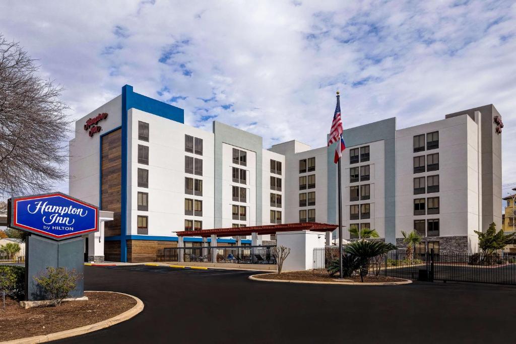 Hampton Inn San Antonio Downtown, San Antonio (updated prices 2026)