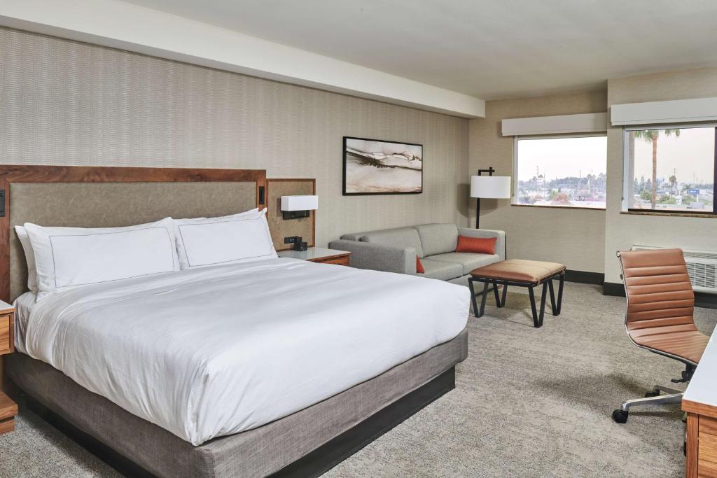 Doubletree By Hilton Fullerton, Fullerton (updated prices 2025)