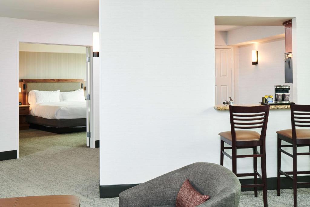 Doubletree By Hilton Fullerton, Fullerton (updated prices 2025)