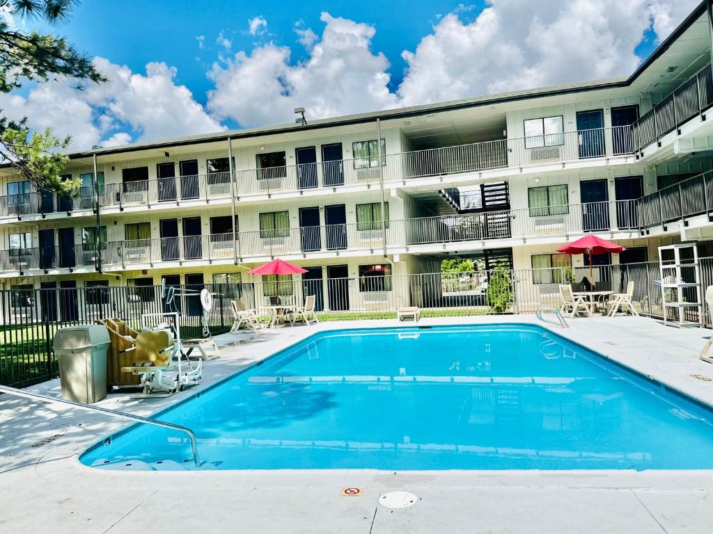 Motel 6-Flagstaff, AZ - West - Woodland Village, Flagstaff – Updated ...