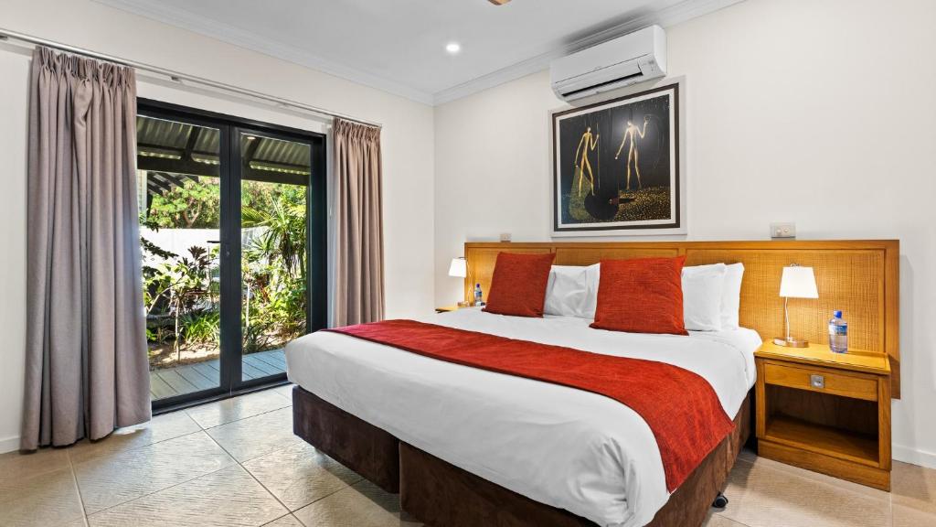 The Pearle of Cable Beach, Broome (updated prices 2025)