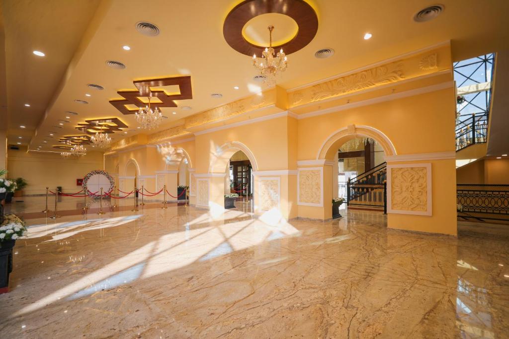 MJ Avyanna Resort & Convention Centre, Bengaluru, Bangalore (updated ...