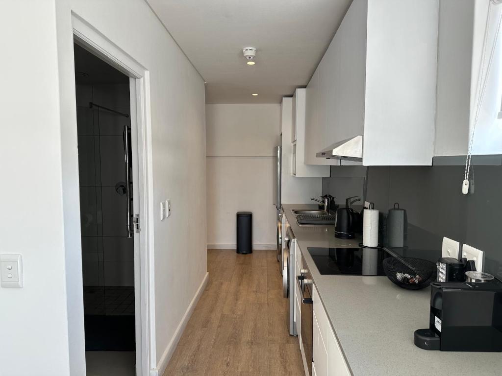 Studio corner unit in the heart of CBD, Cape Town (updated prices 2025)