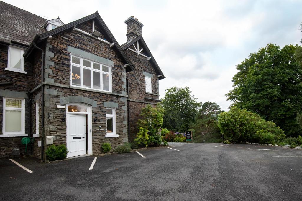 Lakehouse at The Waterhead Inn, Ambleside (updated prices 2025)