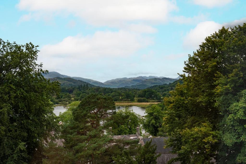 Lakehouse at The Waterhead Inn, Ambleside (updated prices 2025)