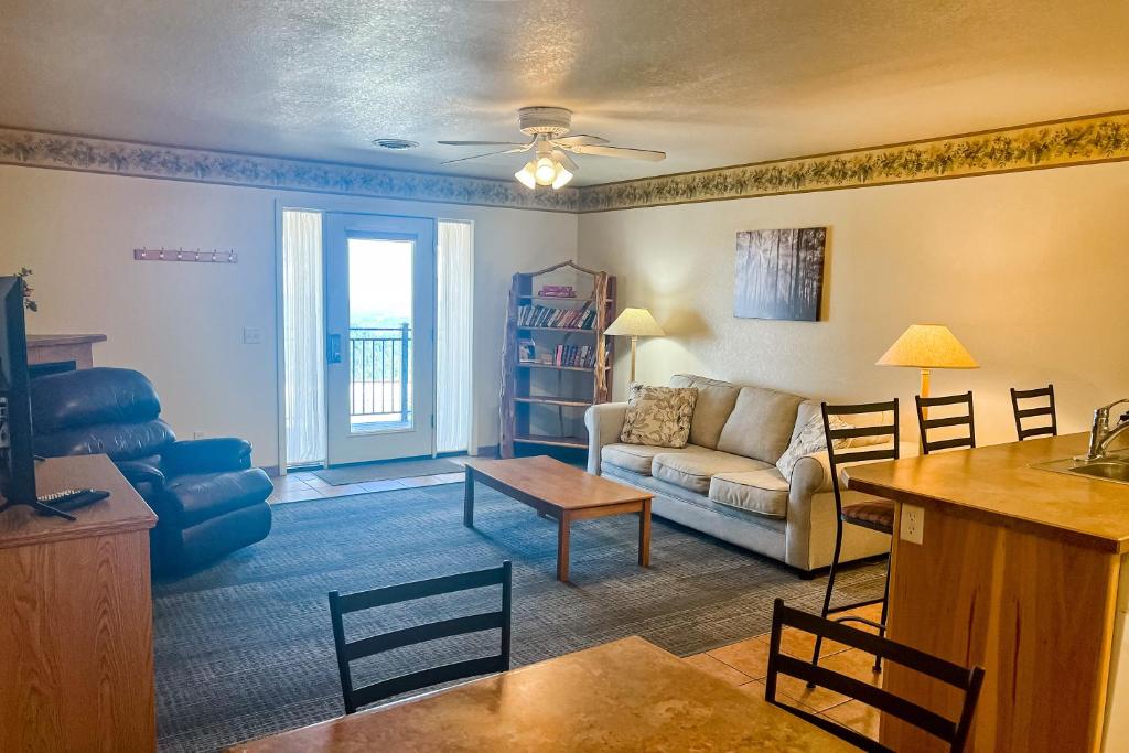 Alpine Villa, Unit 422, Lead (updated prices 2025)