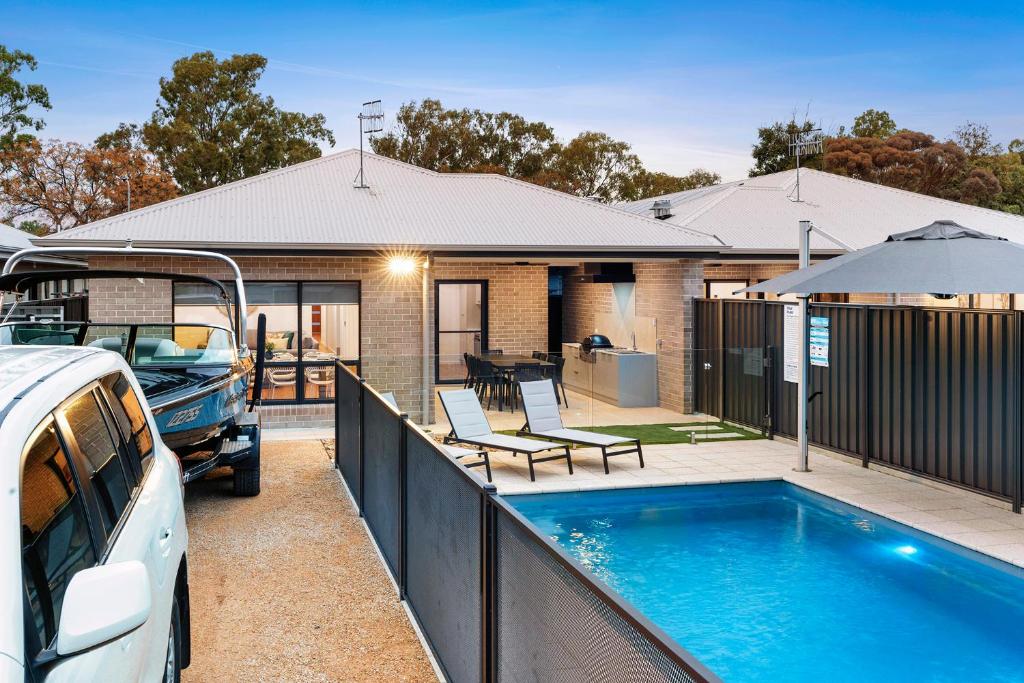 Renmark River Villas and Boats & Bedzzz, Renmark (updated prices 2025)