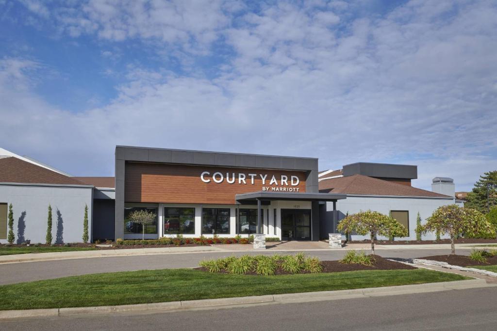 Courtyard by Marriott Detroit Troy, Troy (updated prices 2025)