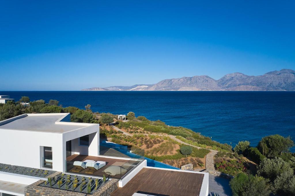 IREMIA SEAFRONT VILLA, Timeless Lifestyle, Amoudara Lasithiou (updated ...