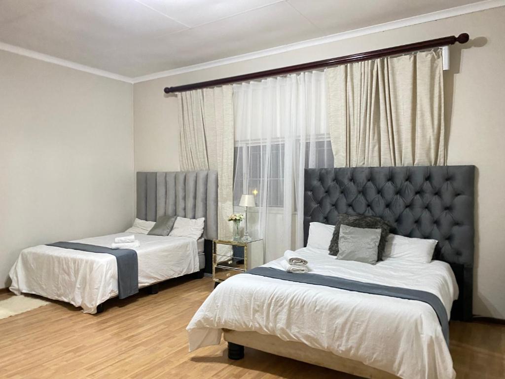 Siena Sun Guesthouse Rooms and Breakfast Option, Midrand (updated ...
