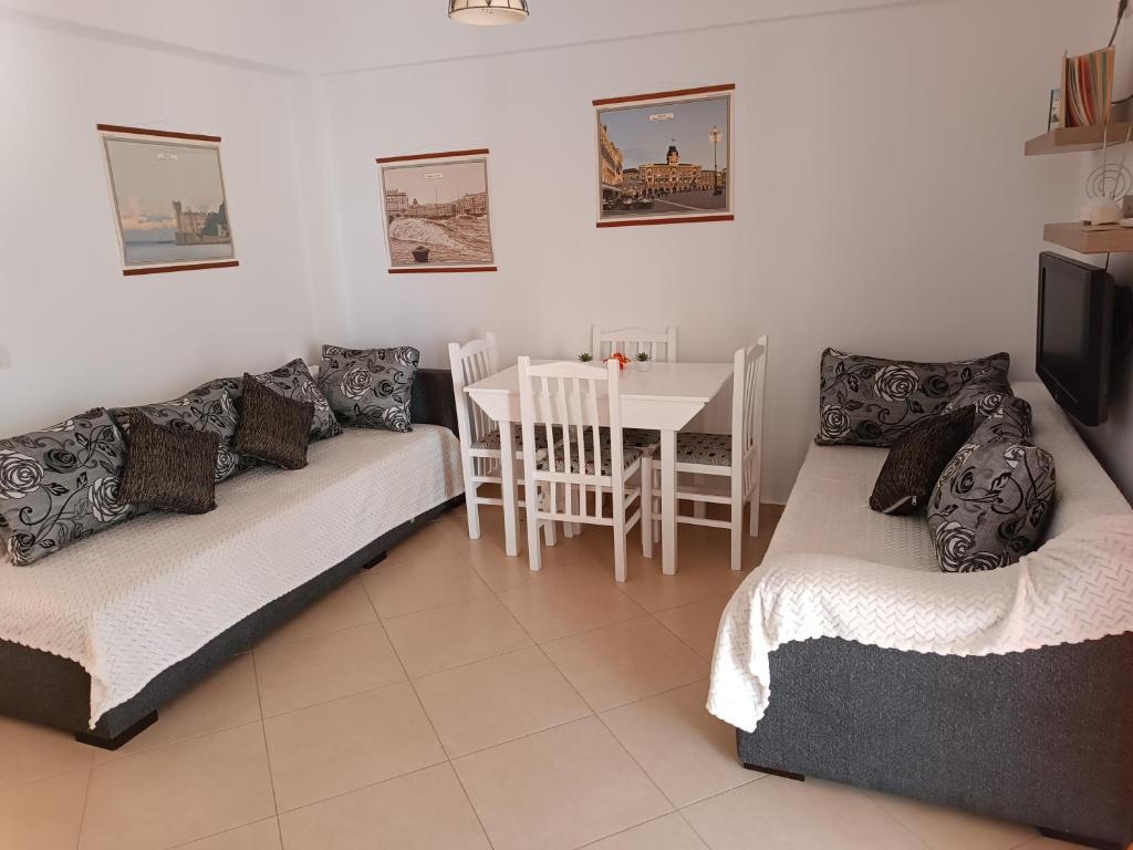 Smartly Priced Flat Near The Sea... - Saranda