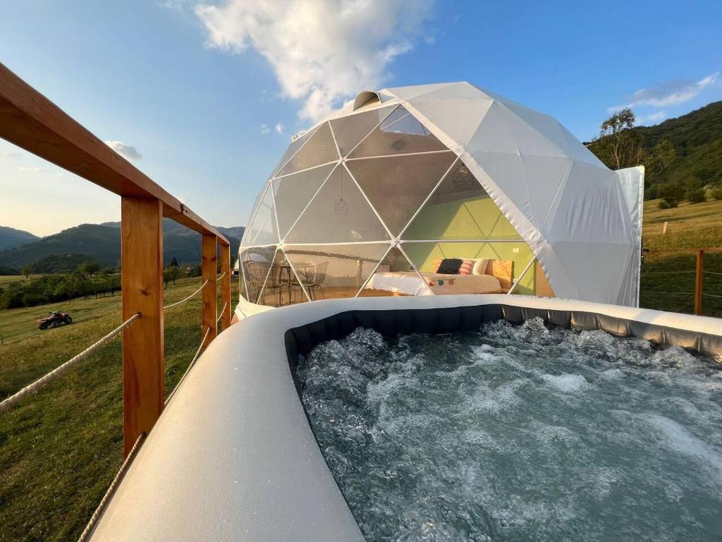 Starry Dome - Manta's Retreat Glamping Cornereva, Cornereva ...
