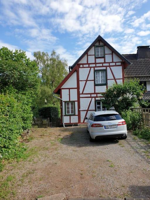 Romantisches Eifelhäuschen in Kall-Golbach, Kall (precios actualizados ...