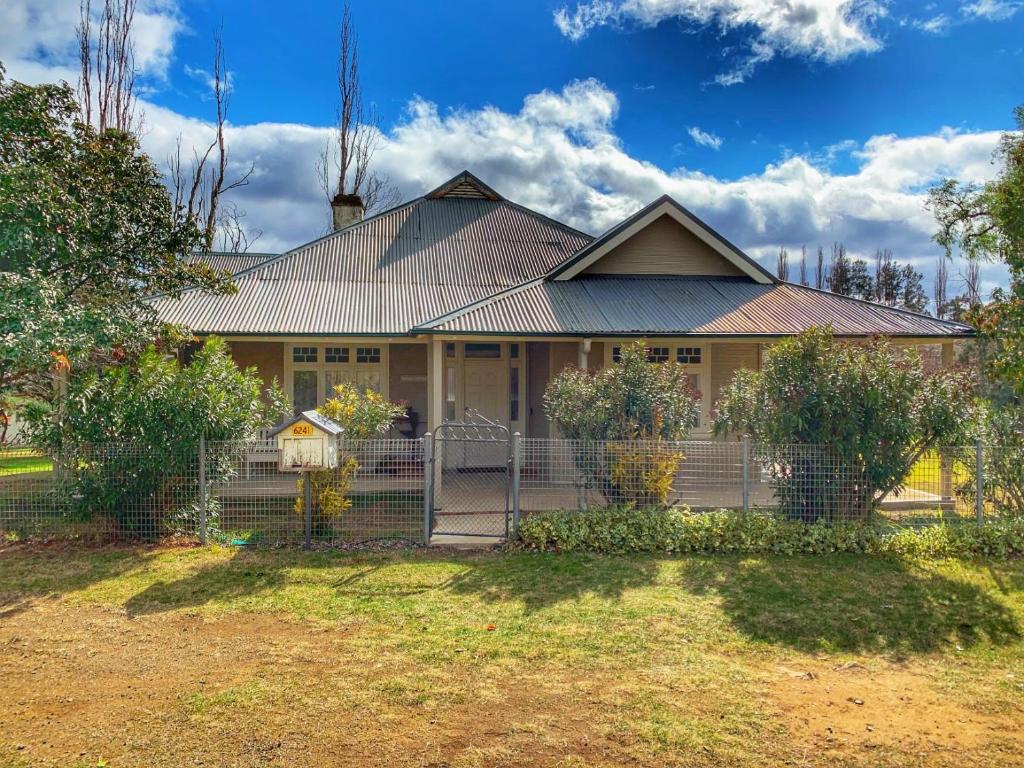Roma Cottage on Roma Orchard, Moonan Flat (updated prices 2026)