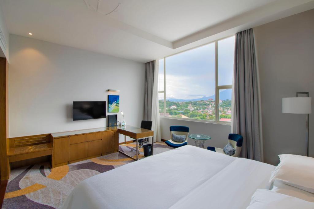 Four Points by Sheraton Manado, Manado (updated prices 2025)