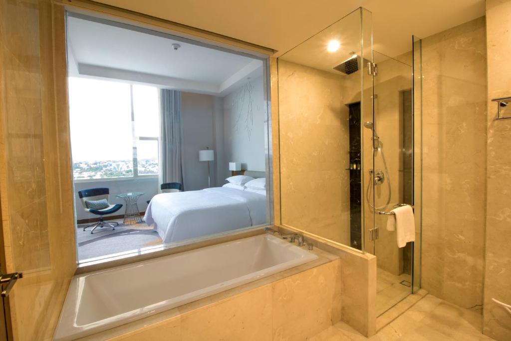Four Points by Sheraton Manado, Manado (updated prices 2025)