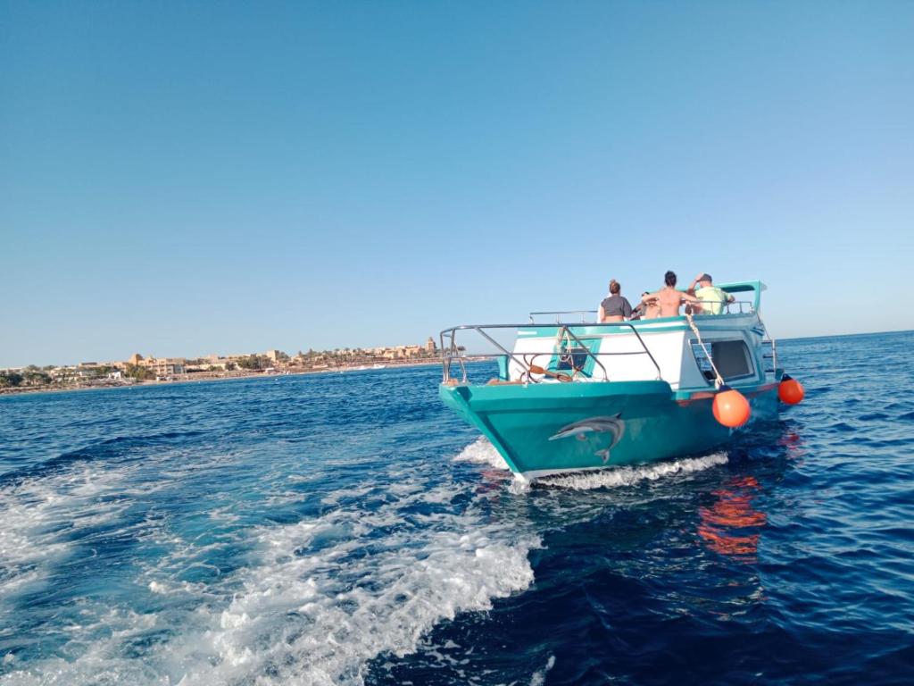 Hero Boat, Hurghada (updated prices 2025)
