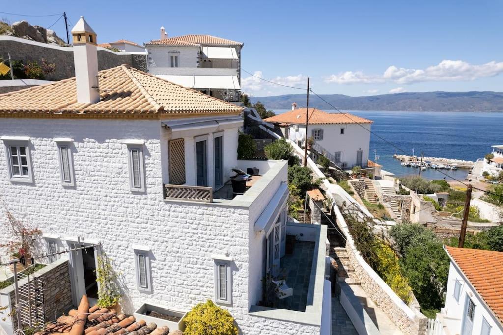 Kaminia Views, Hydra (updated prices 2026)