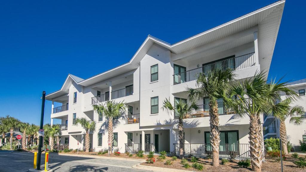 Hidden Lake Condos 321 - Short walk to Gulf Place, Santa Rosa Beach ...