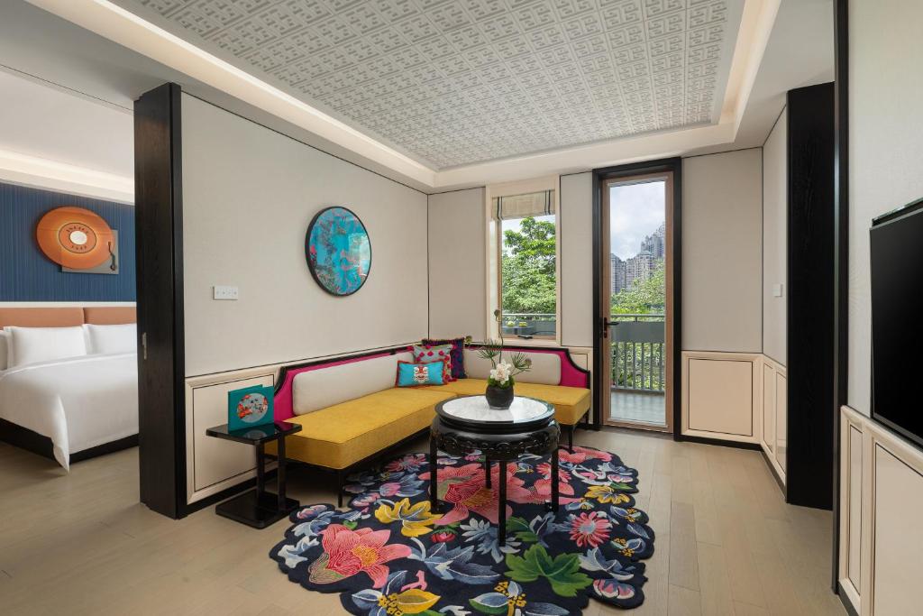 Hotel Indigo Guangzhou Haixinsha by IHG - Free Shuttle Bus to Canton ...