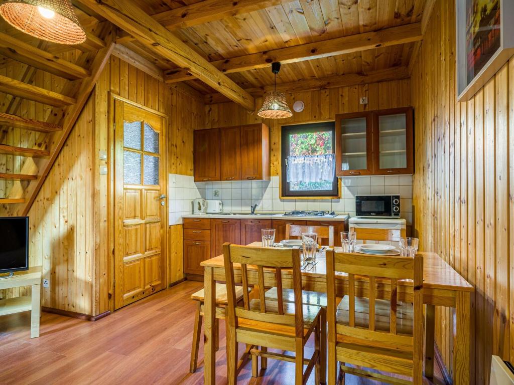 Beautiful holiday home directly by the sea 100m for 1 6 people Gaski ...