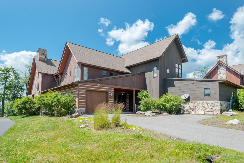 Bet Your Ace, McHenry (updated prices 2025)