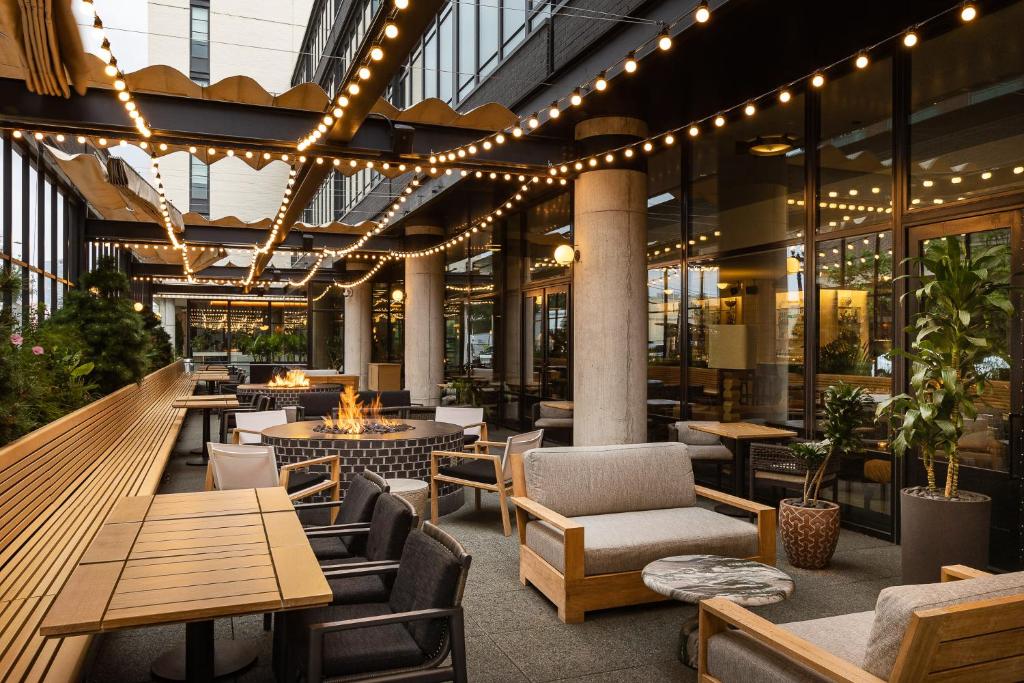 The Emily Hotel, Chicago (updated prices 2025)