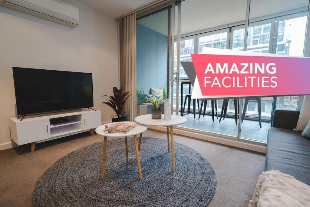 Infinity on Morphett Adelaide, Adelaide (updated prices 2025)