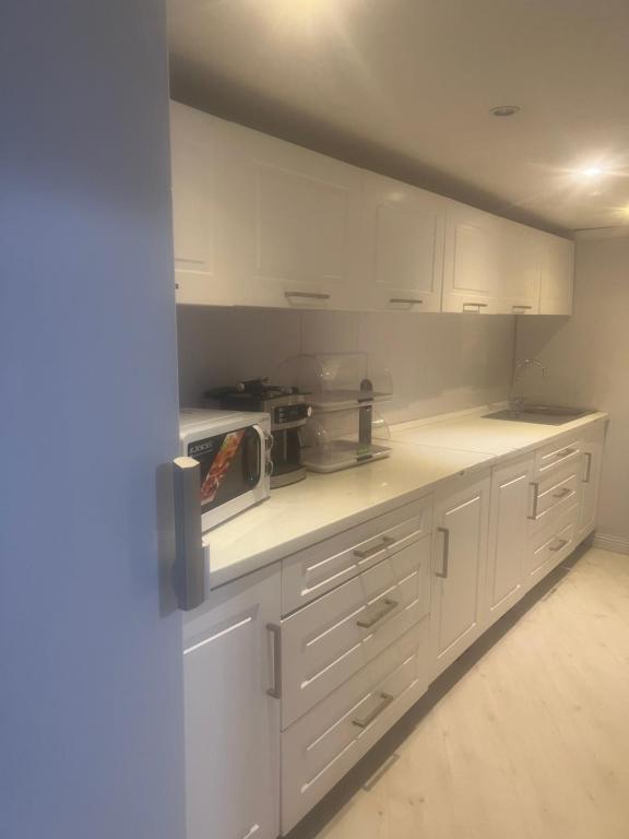 flor hostel capsules, Madrid – Updated 2024 Prices