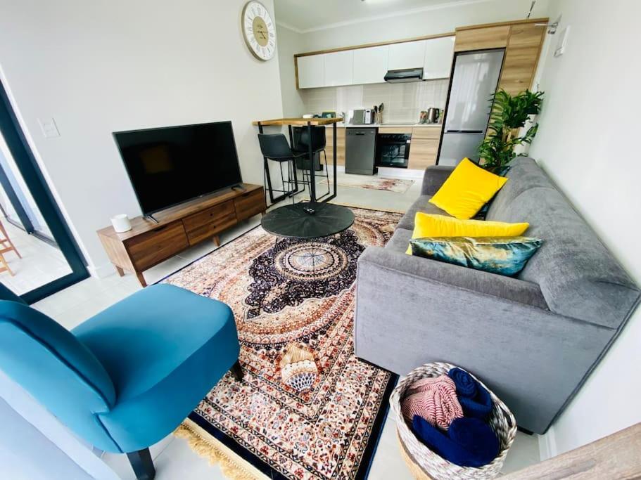 Luxury 1 Bed in Waterfall, Midrand, Midrand (updated prices 2025)