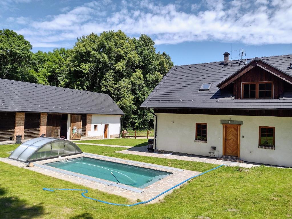 Hájovna Libice, Rybníky (precios actualizados 2025)