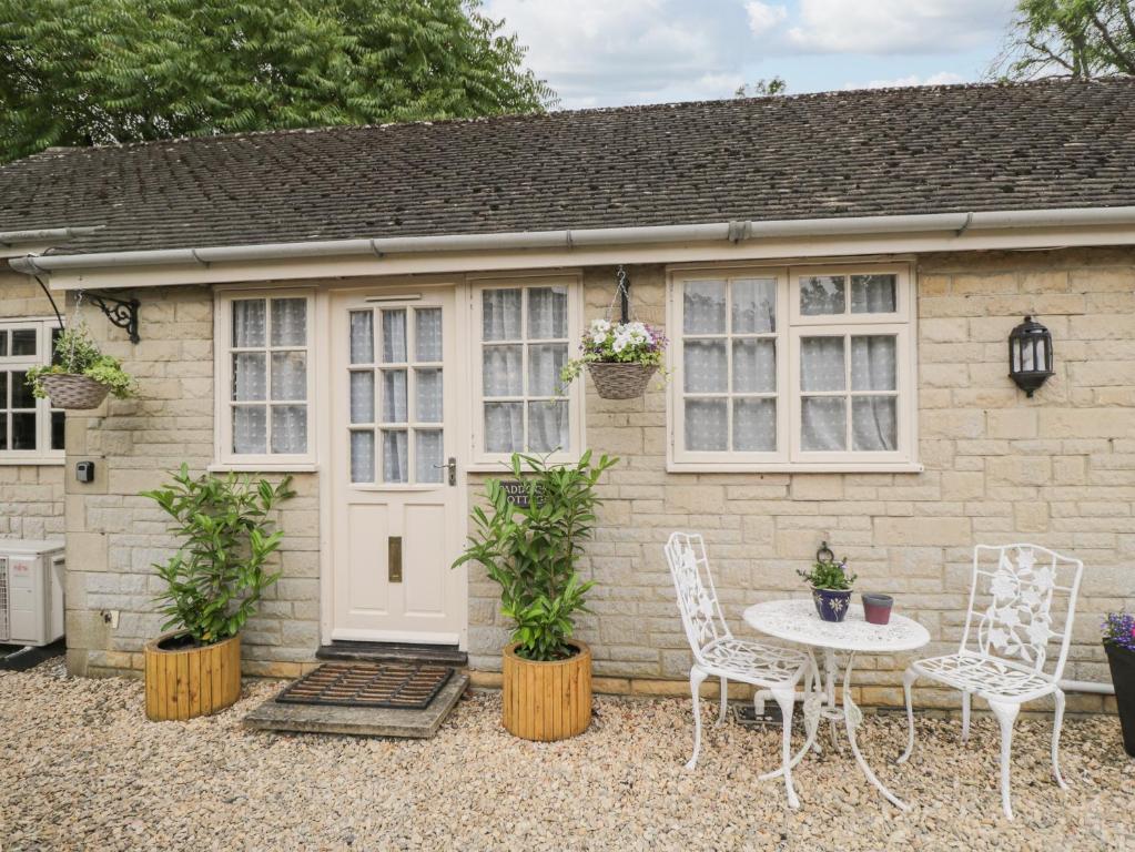 Paddock Cottage, Malmesbury (updated prices 2026)