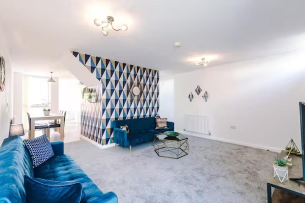 Central Manchester 3 bedroom home MCR DENS, Manchester (updated prices ...
