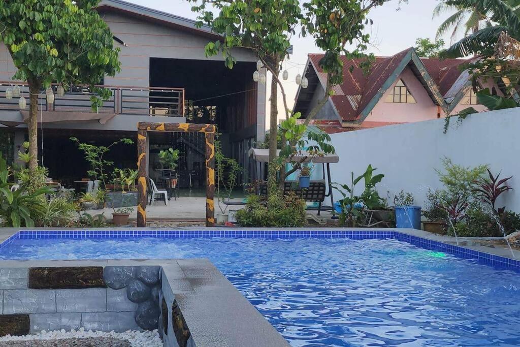 JMB Guest house and Pool, Malvar (updated prices 2026)
