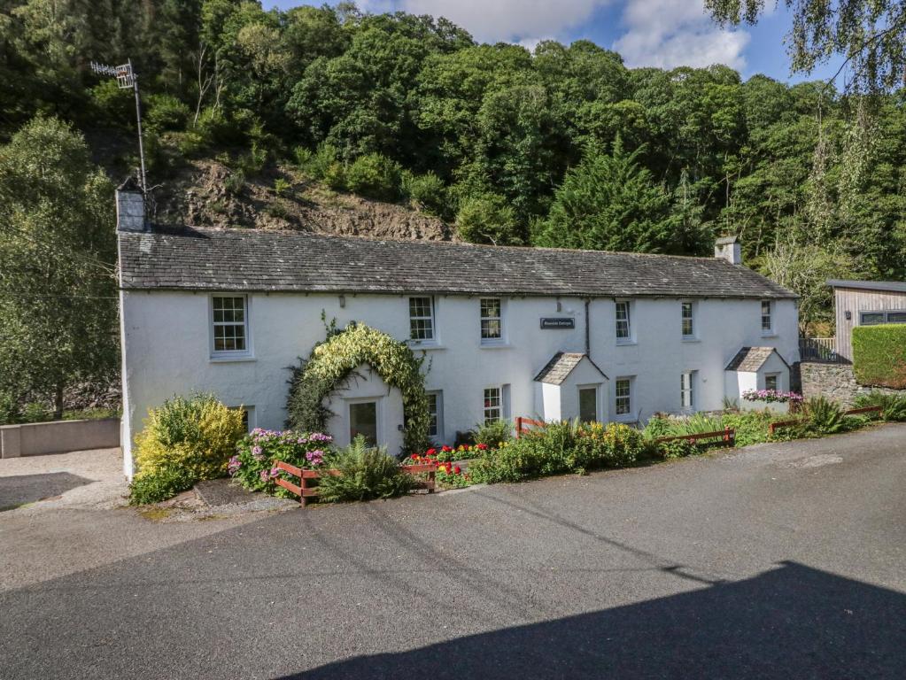 Riverside Cottage No 3, Keswick (updated prices 2025)