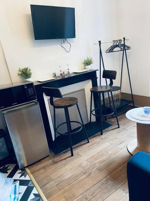 Le Black and White studio centre-ville historique, Bourges (tarifs actualisés, 2026)