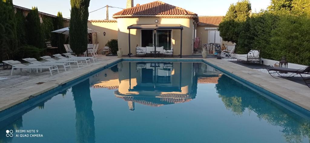 LA VILLA, Le Thor (updated prices 2026)