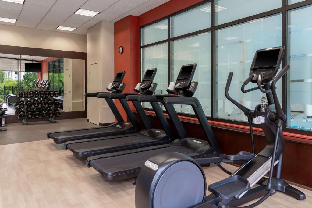 Hilton Alexandria Mark Center, Alexandria (updated prices 2025)