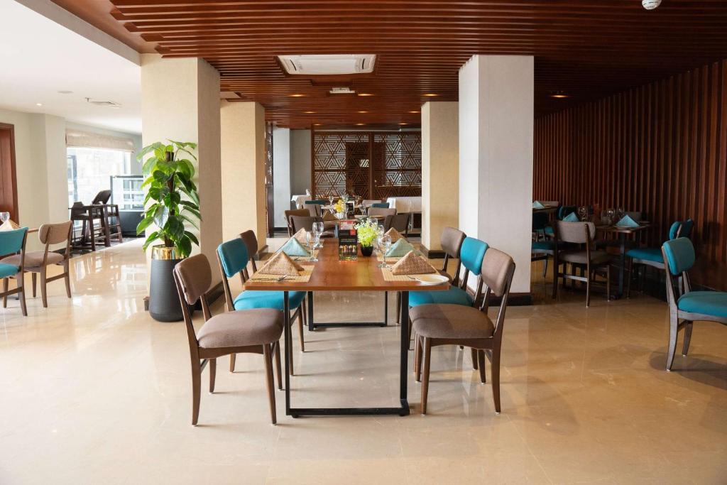 Ramada by Wyndham Murree Lower Topa Resort, Murree (updated prices 2025)